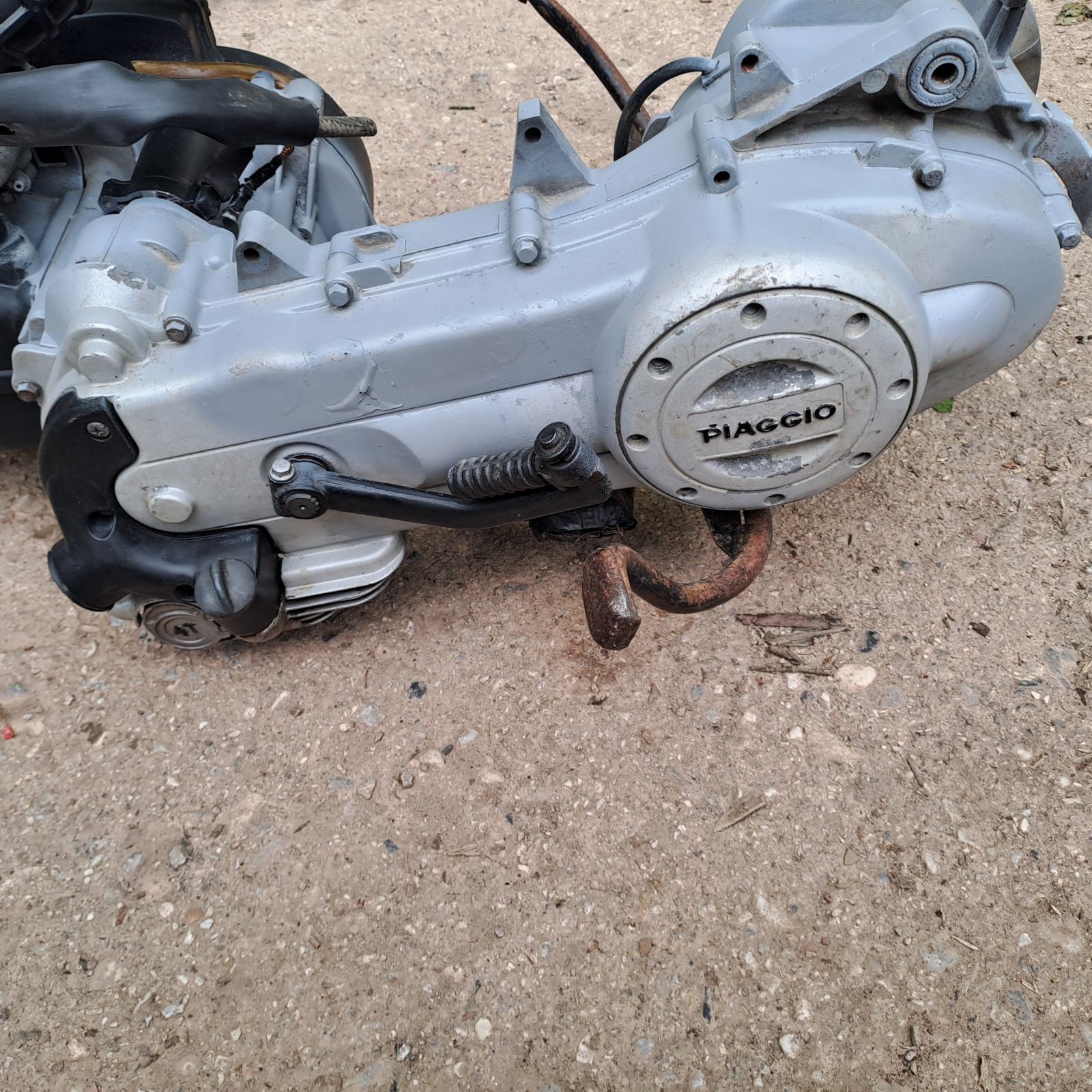 motor,mašina,skuter,piaggio,agregat,..moped,