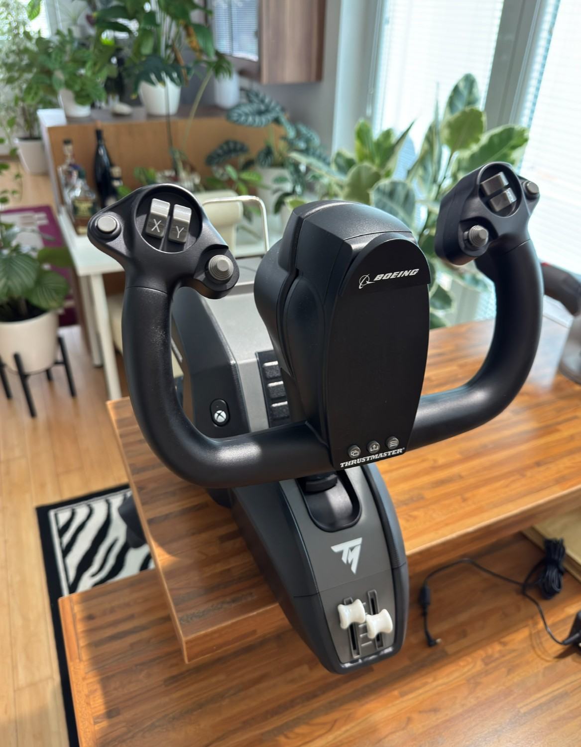 THRUSTMASTER TCA Yoke Boeing Edition