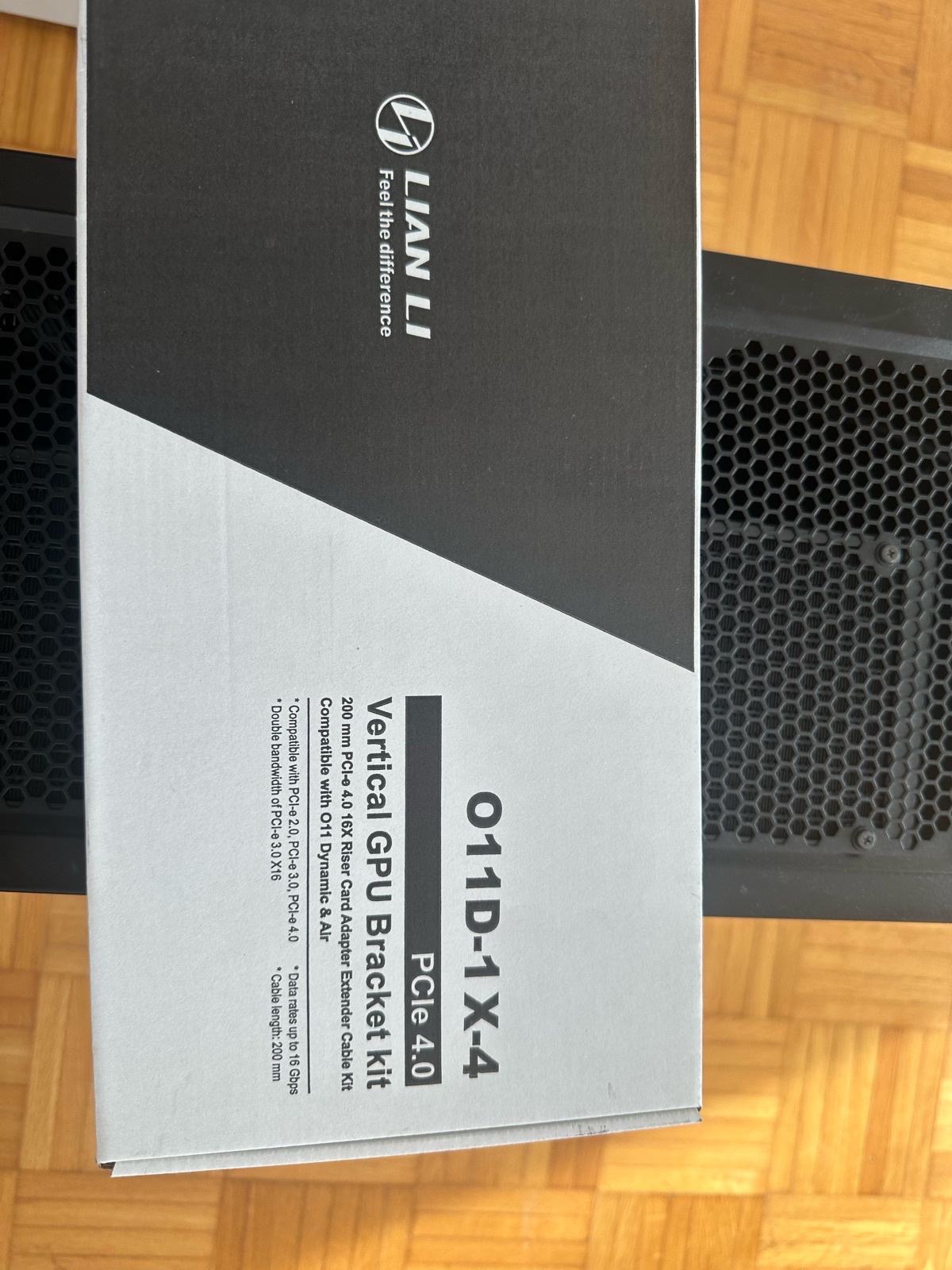 Vertical gpu bracket