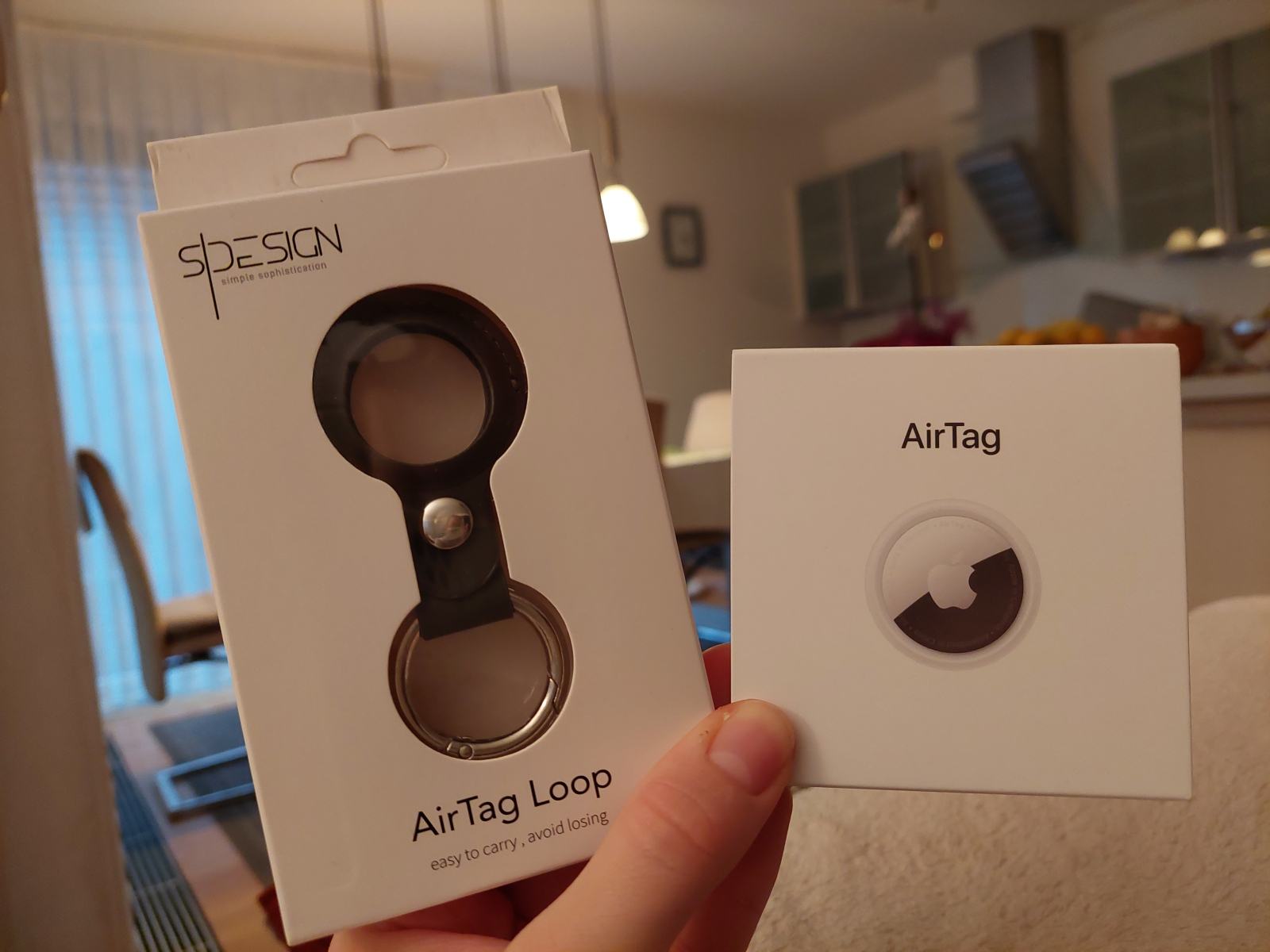 AirTag + AirTag Loop