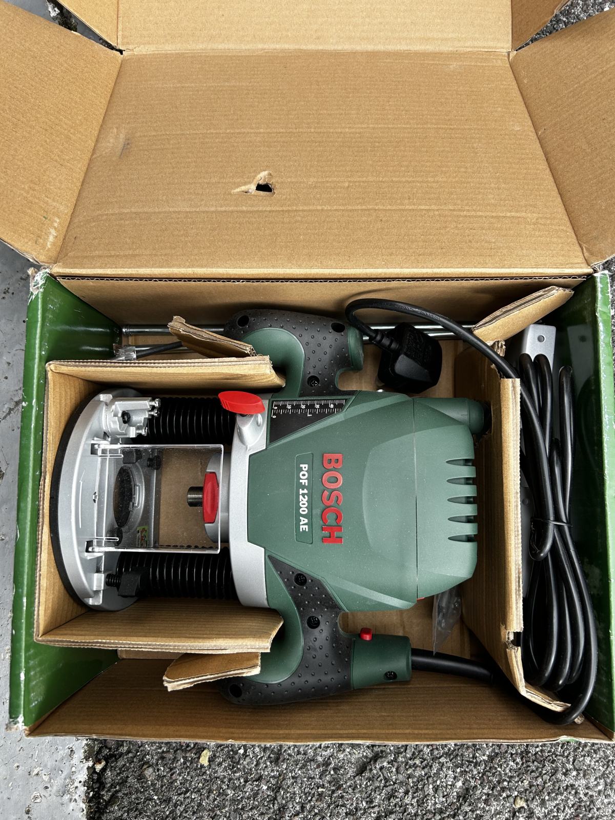 BOSCH rezkar POF 1200 router