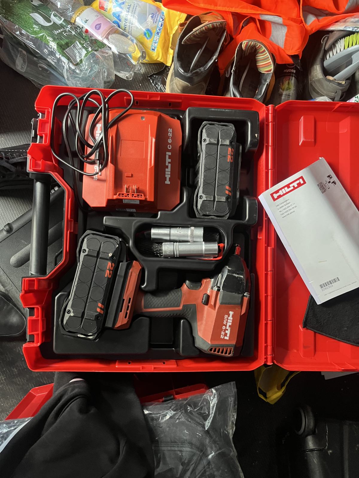 Prodam impulzni vijacnik hilti 24 voltov skoraj nov