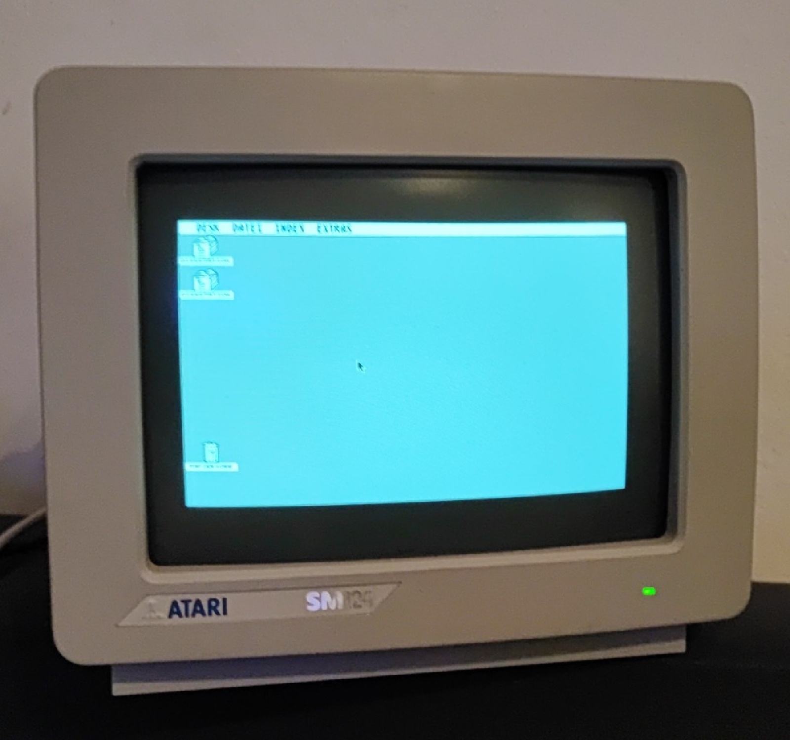 Atari SM124 monitor