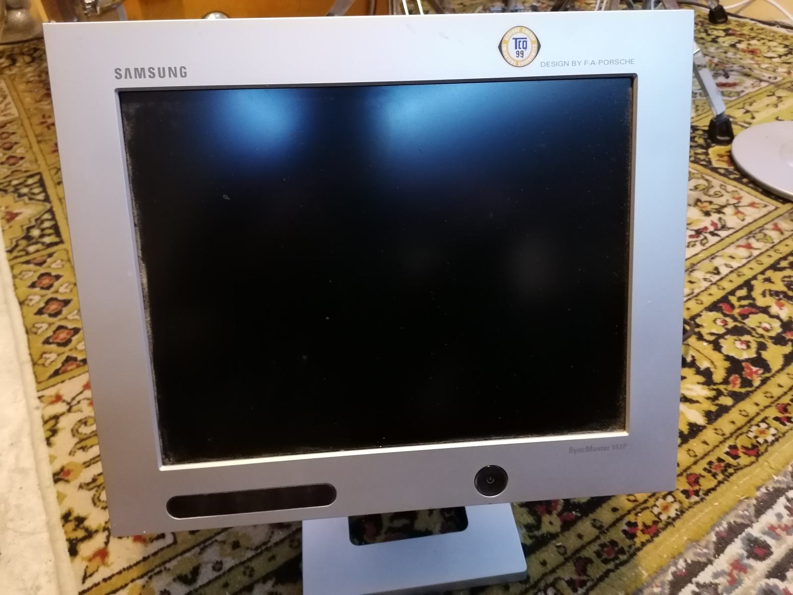Prodam monitor Samsung syncmaster 151p