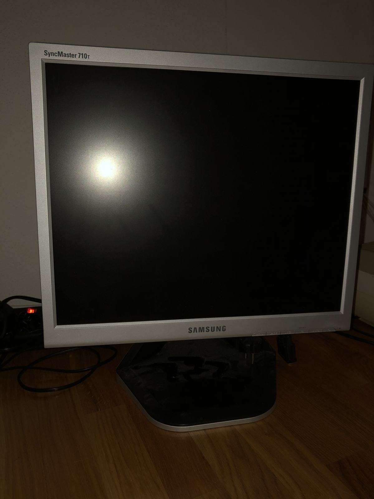 Samsung SyncMaster 710T
