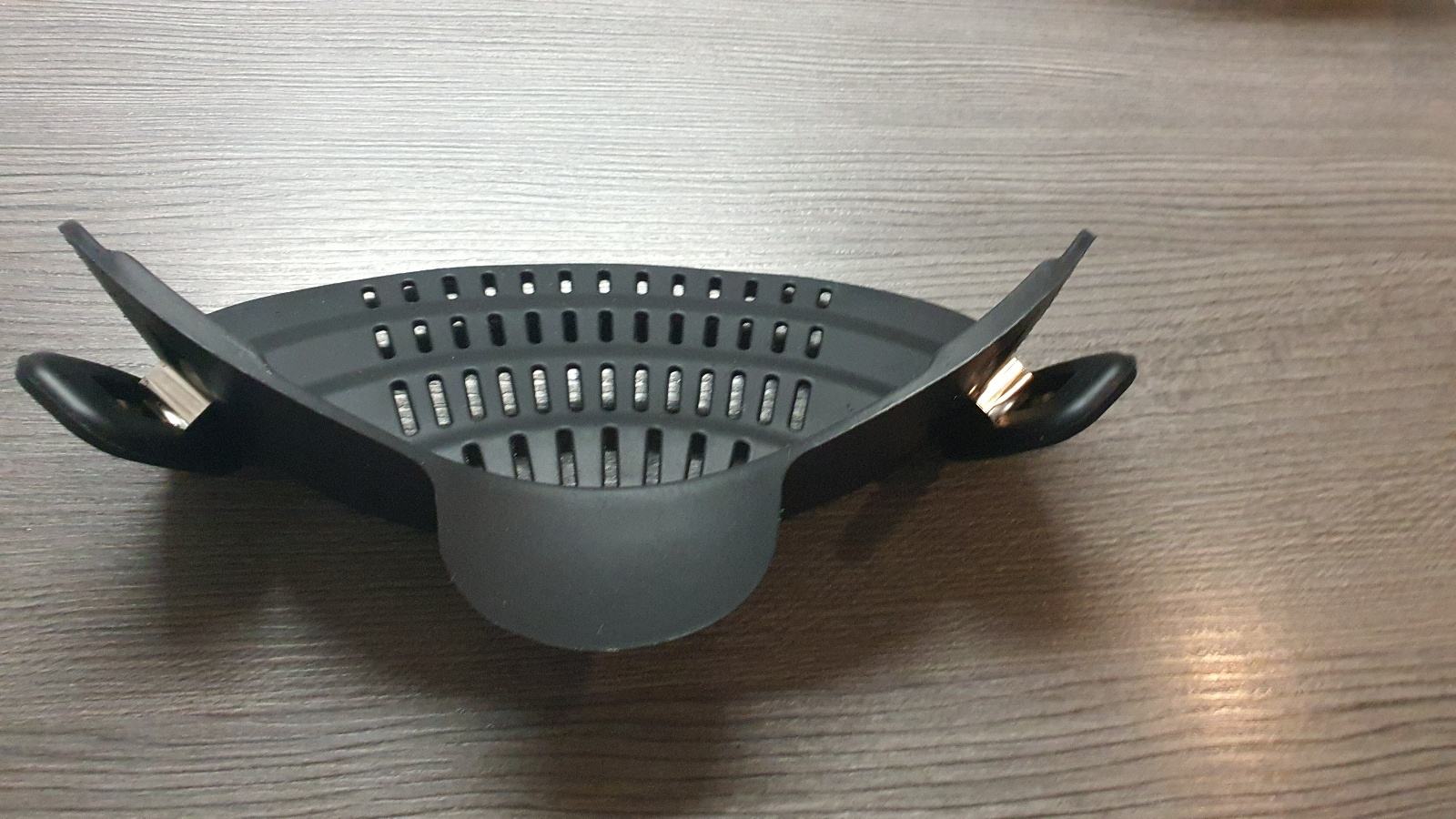 Silikonsko cedilo NOVO