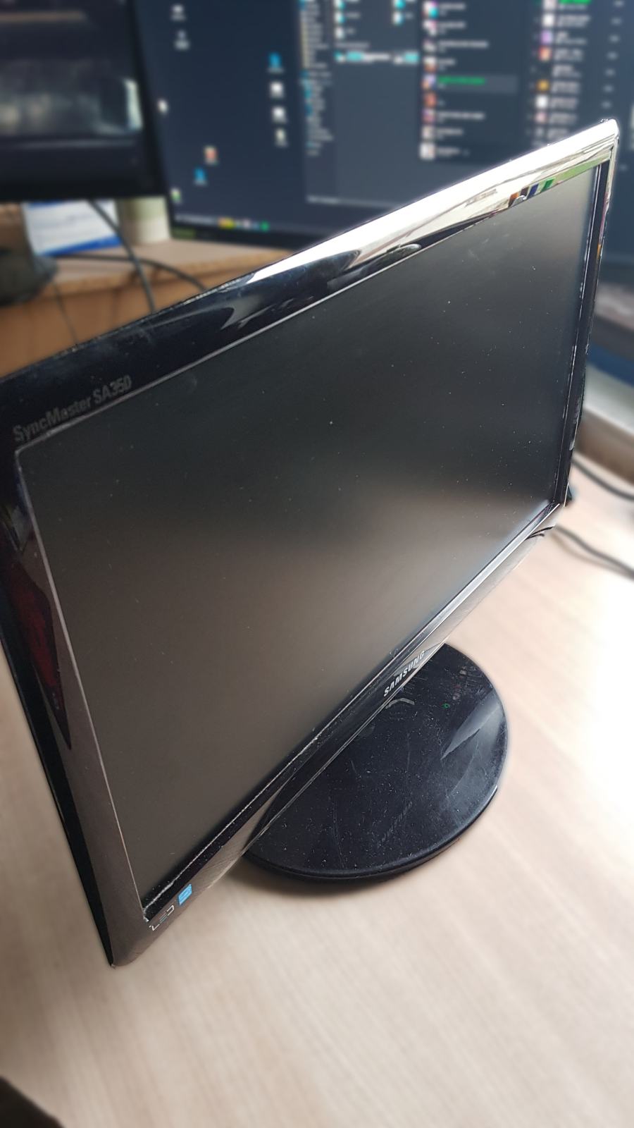 Samsung monitor 23 palčni, Syncmaster SA350