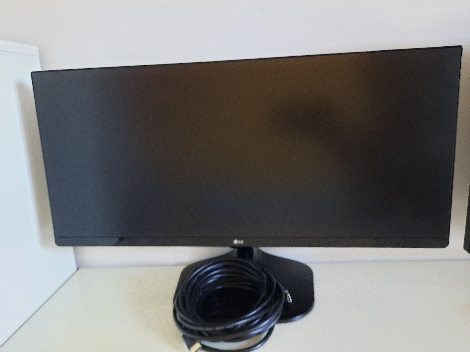 Lg 25UM58 ultra wide monitor