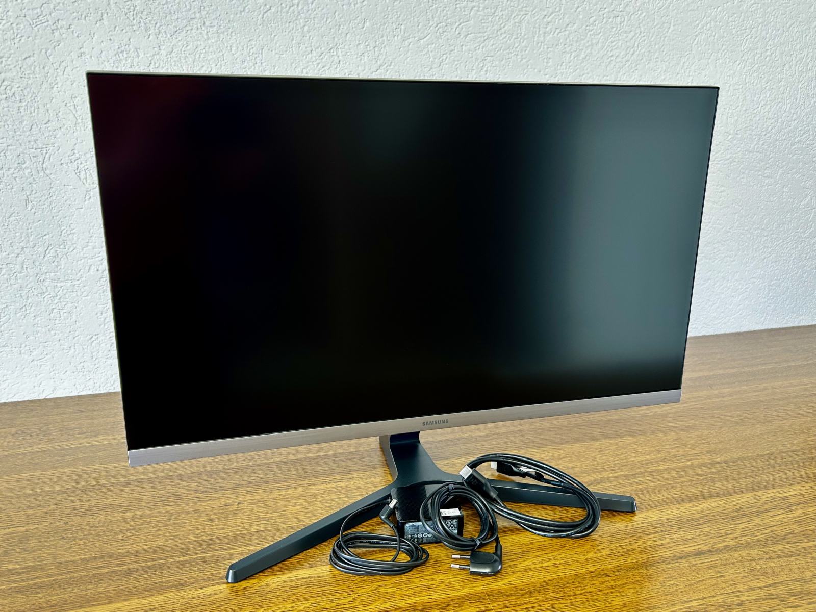SAMSUNG U28R550UQP 4K