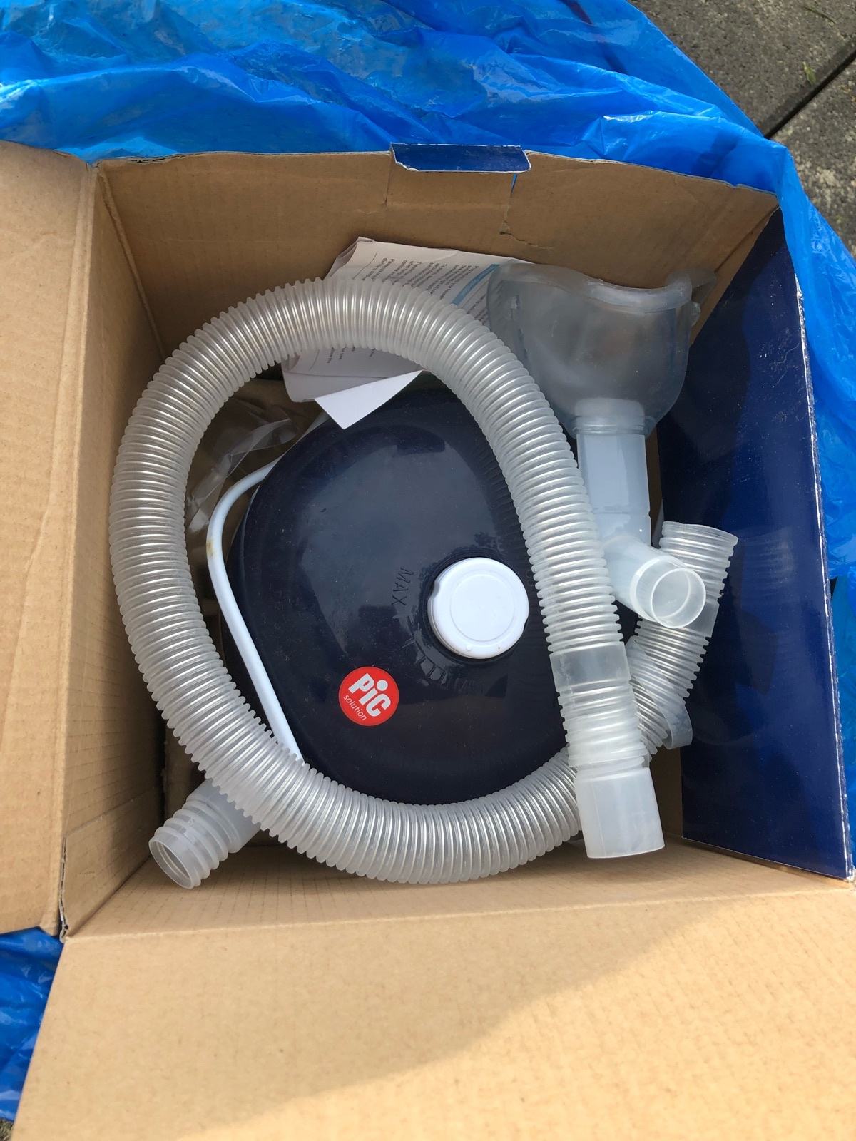 Aparat za izvajanje inhalacij Air Projet -PIC