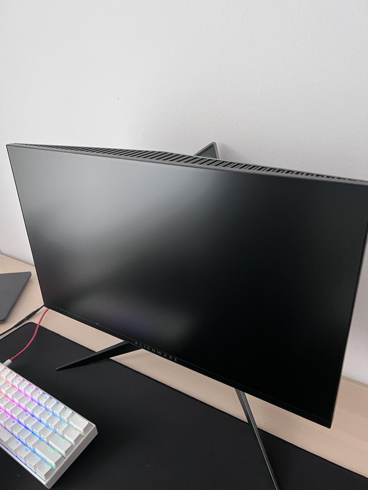 Dell aw2518hf alienware 240Hz
