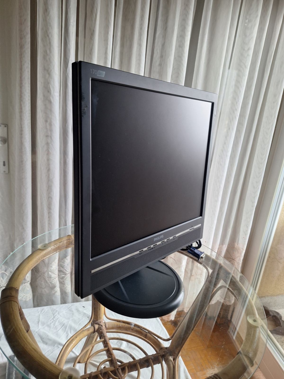 PHILIPS LCD MONITOR 17