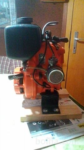 Motor bencinski Tomos Koper ugodno prodam