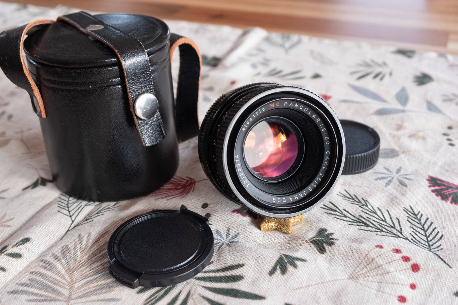 Carl Zeiss Jena Pancolar 50 mm F/1.8 M42