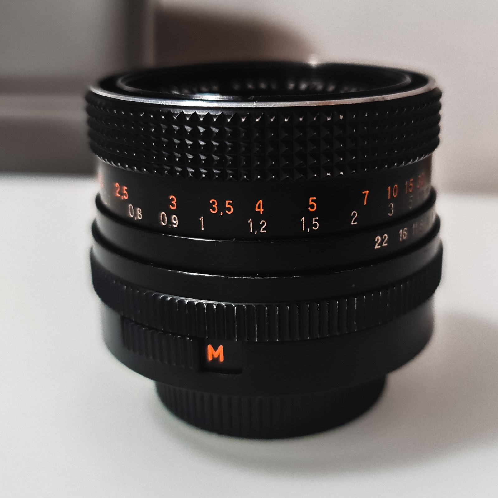 Carl Zeiss Pancolar MC electric 50mm 1.8 M42 navoj