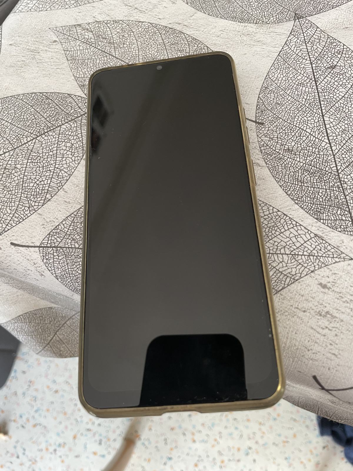 Mobilni telefon telemach UG 5g