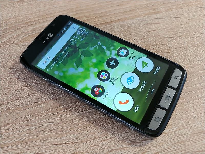Pametni telefon Doro Liberto 825