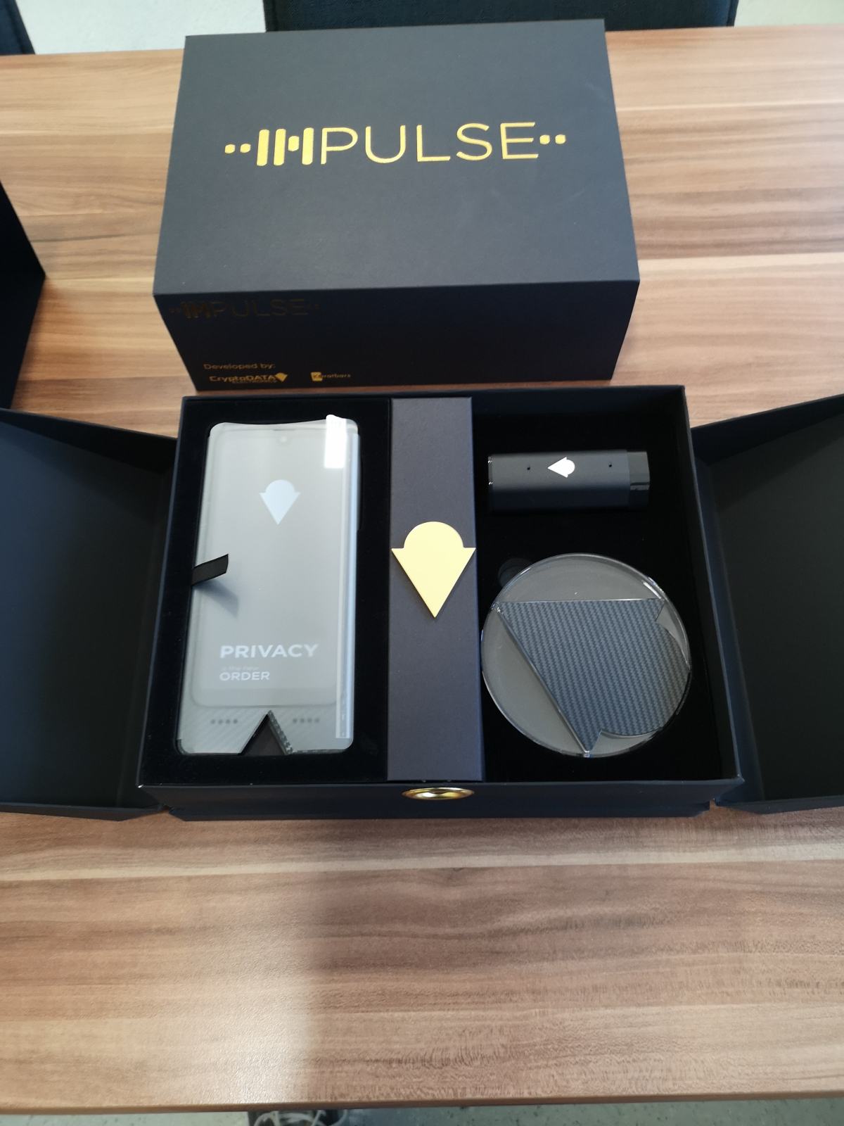Pametni telefon K1 IMPULSE
