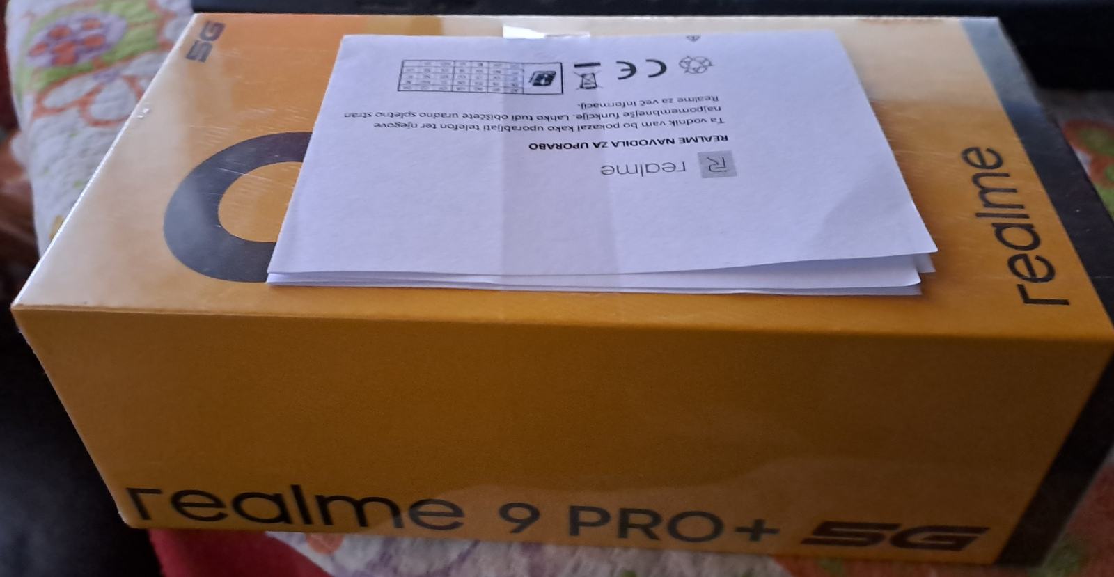 REALME 9pro+ 5G, 6GB/128GB, nov, črn, original zapakiran