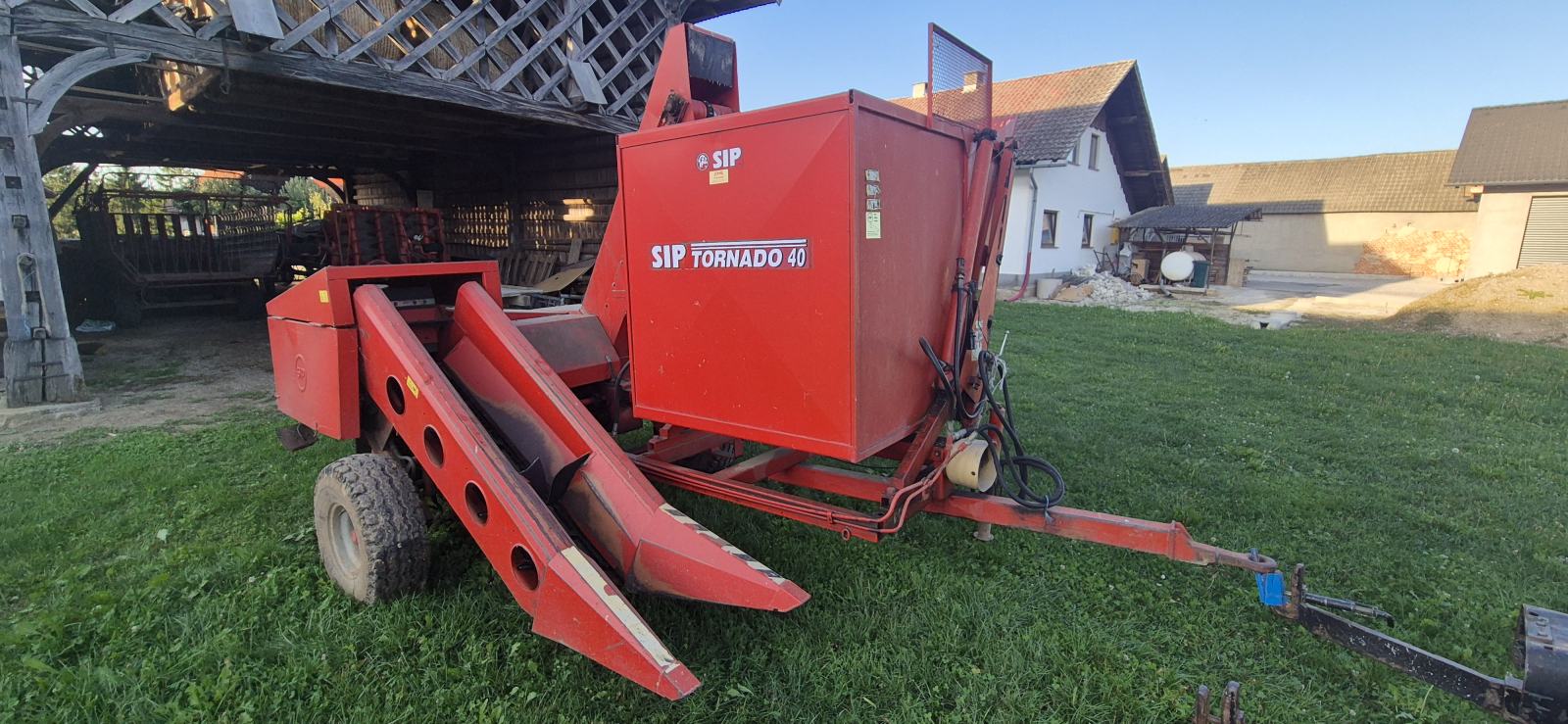 Obiralec koruze SIP TORNADO 40