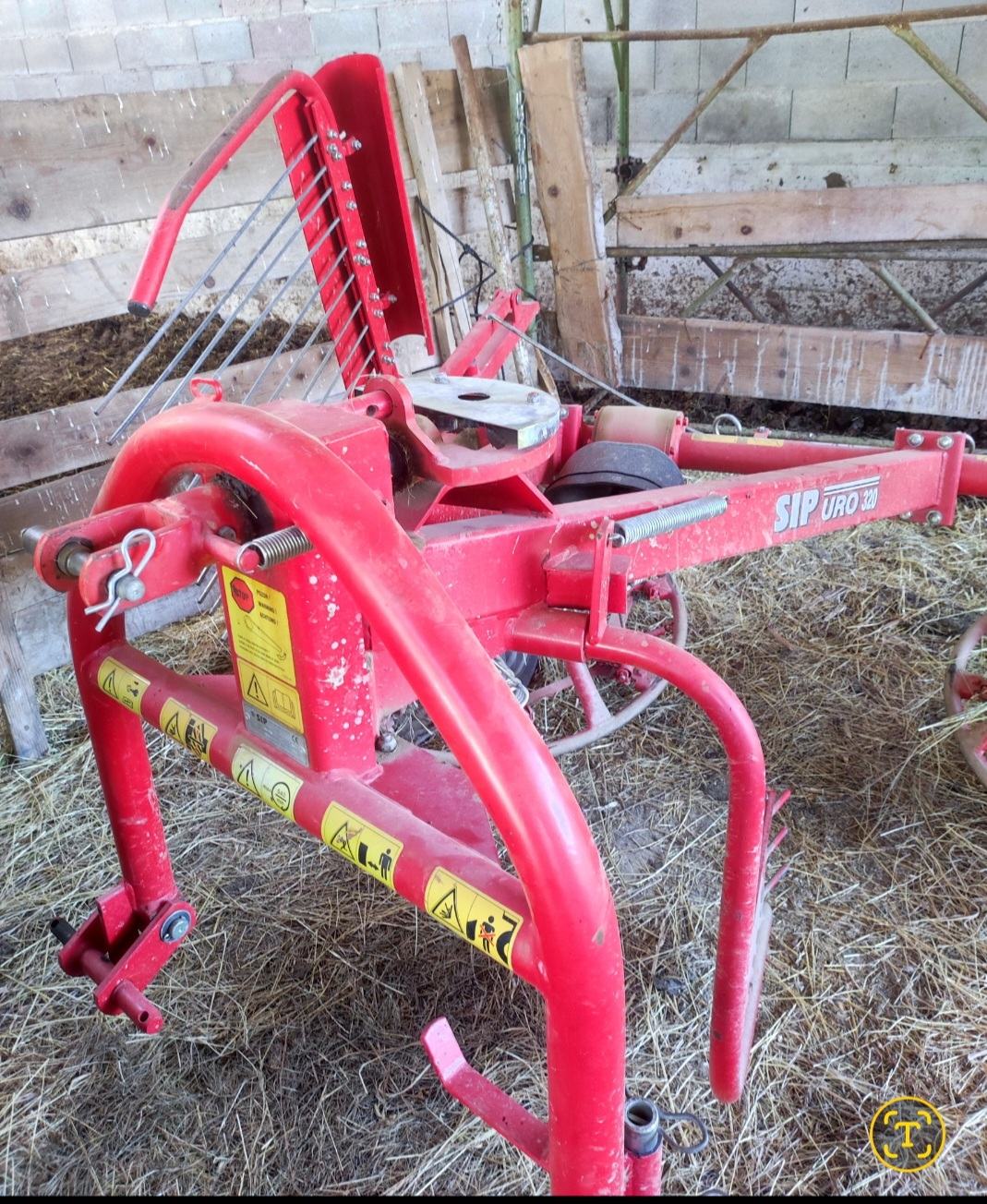 Obračalnik sip uro320