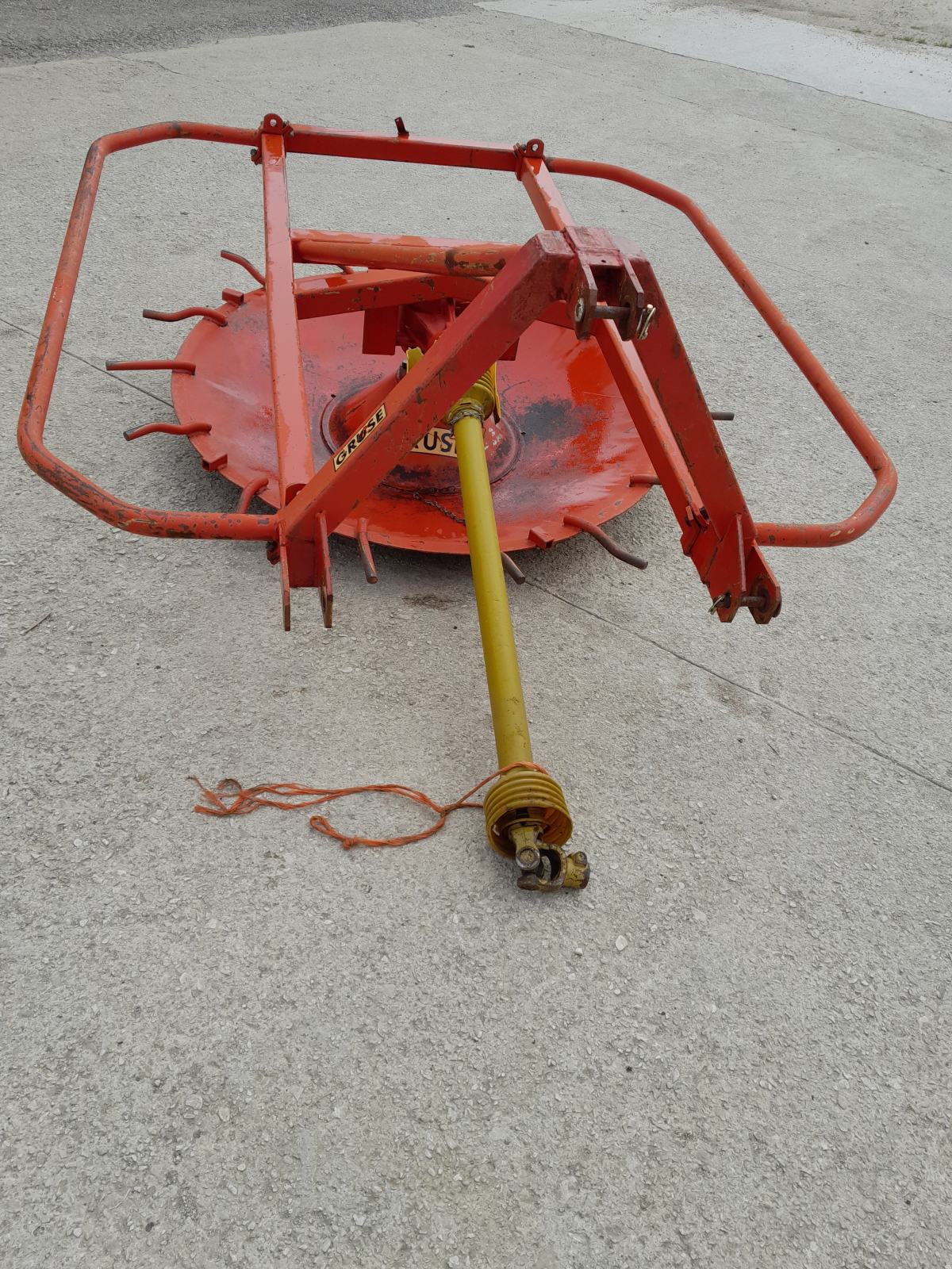 Roje 15, 8310 Šentjernej