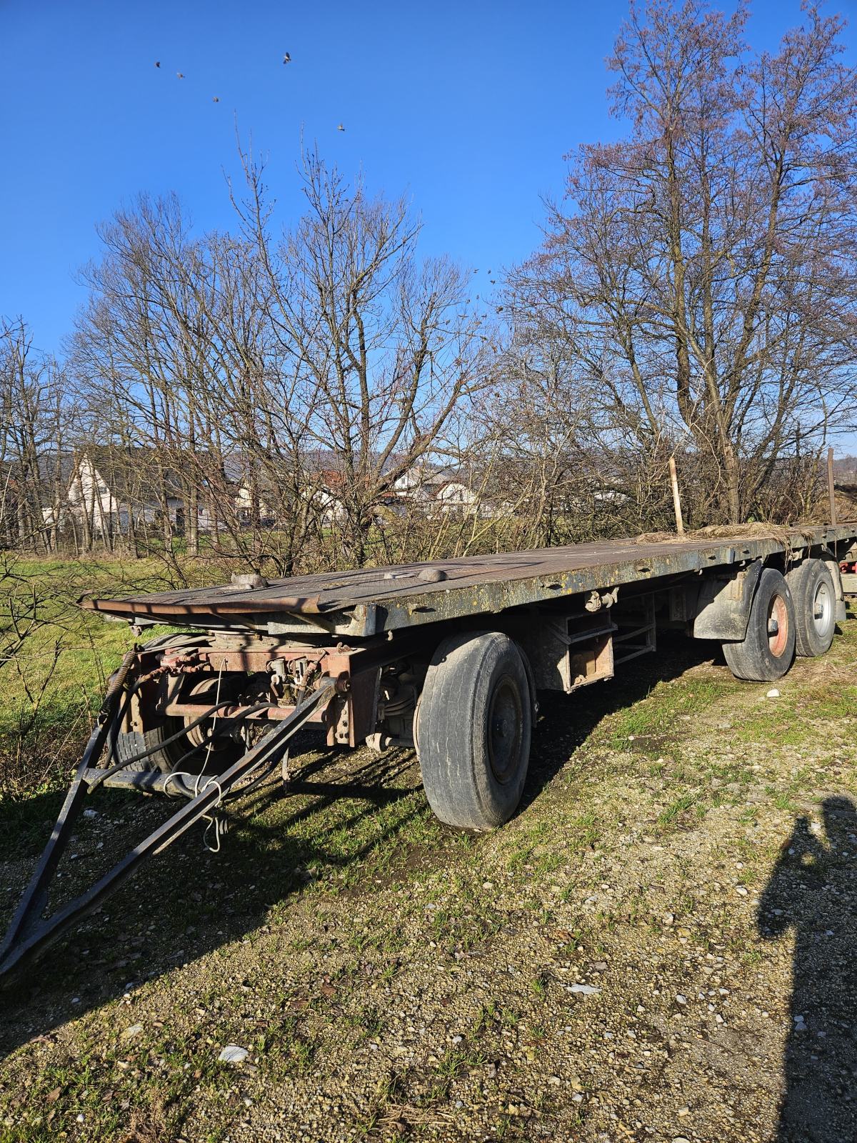 traktorsko prikolico prodam