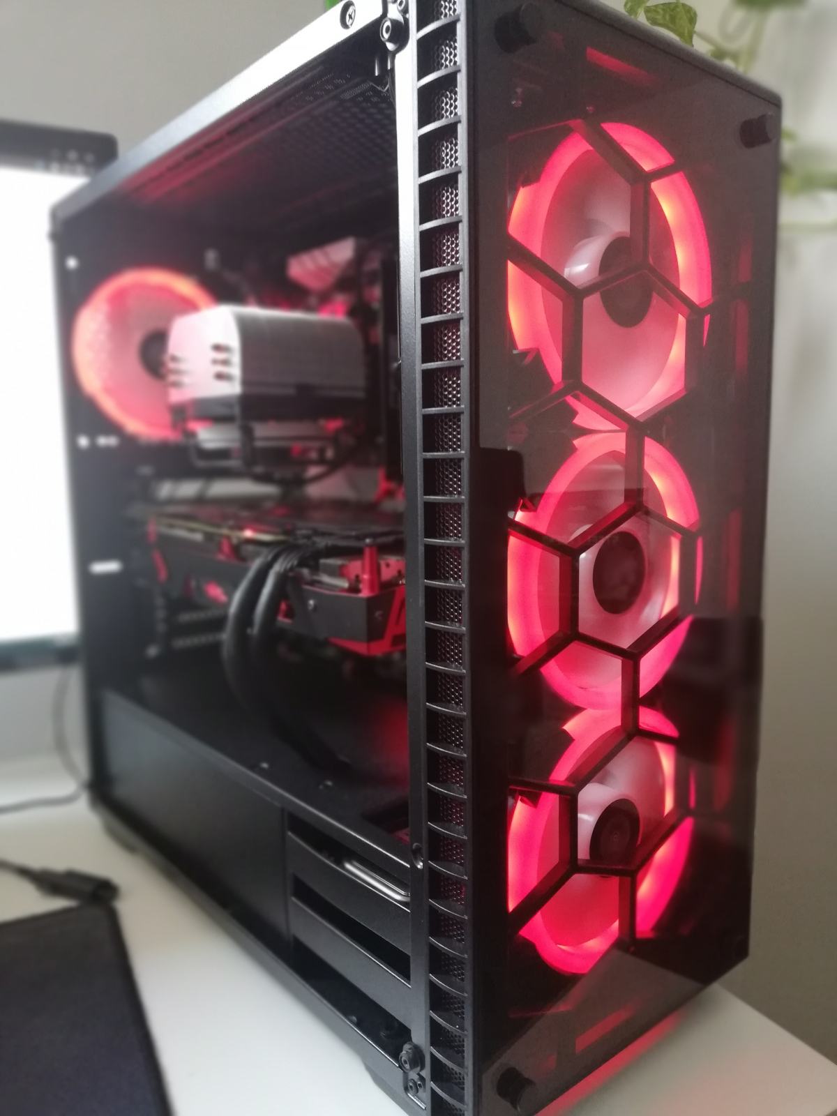Gaming PC Ryzen 5 3600 Rx Vega 56 16GB SSD 512GB