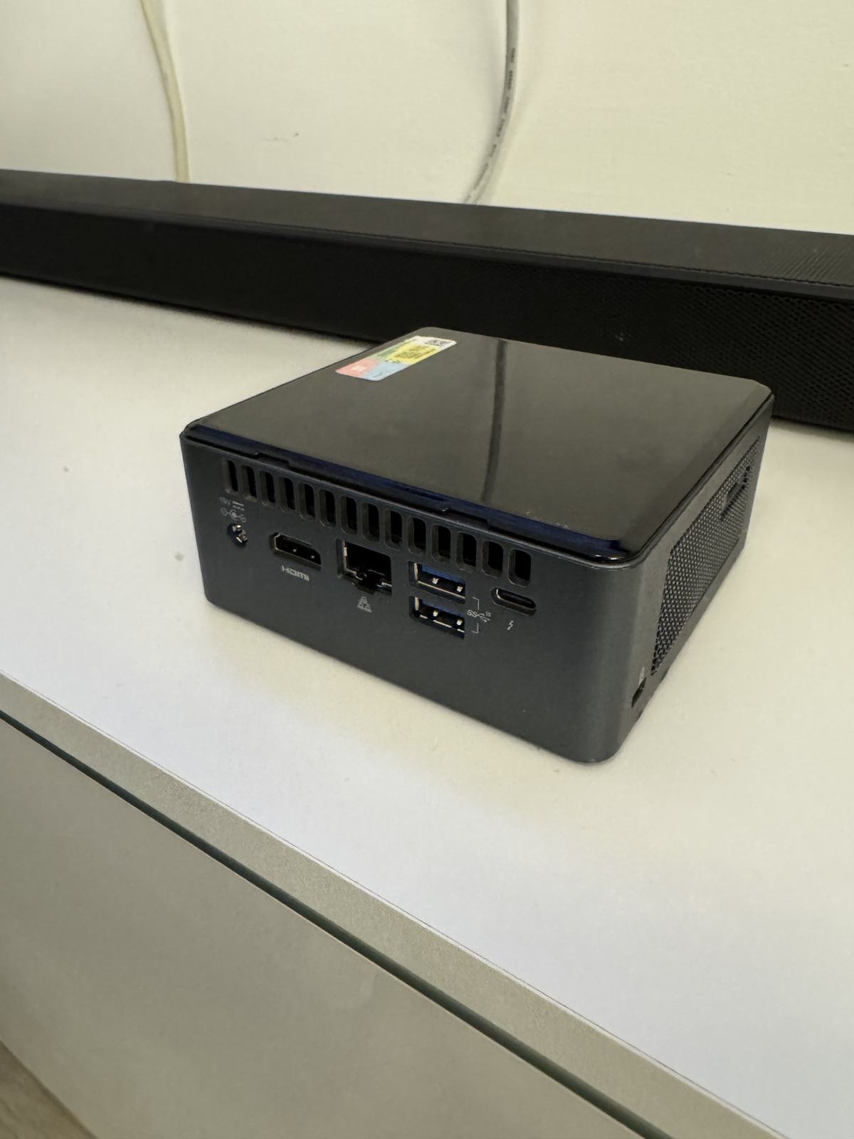 Intel Nuc box