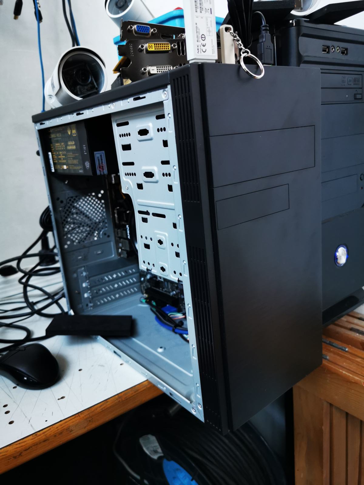 Računalnik AMD A12-9800 RADEON 7 3,80