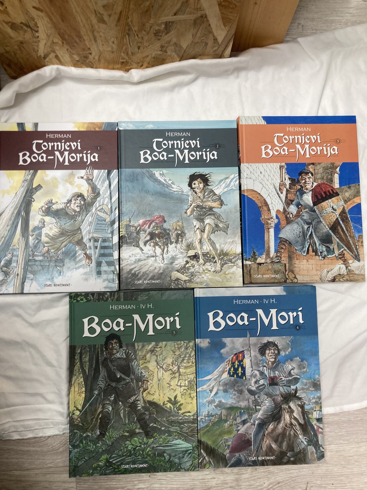 TORNJEVI BOA MORIJA - KOMPLET 5 STRIP ALBUMOV - ČAROBNA KNJIGA