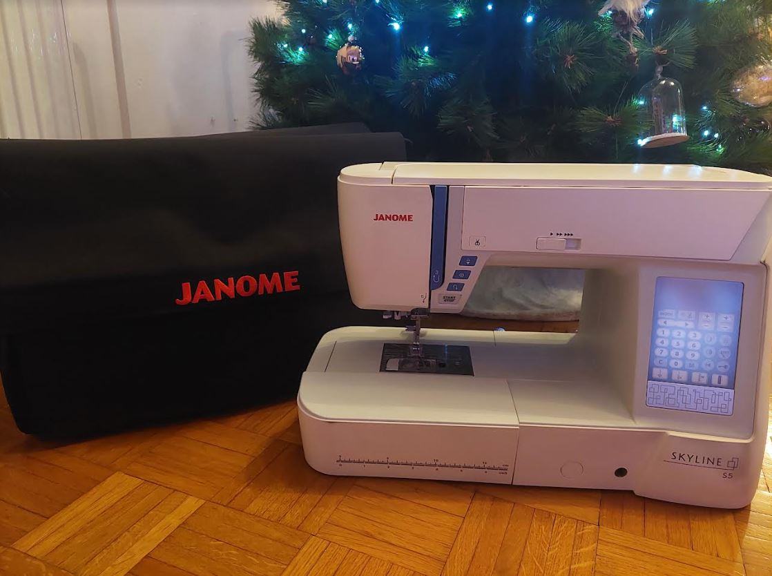 JANOME SKYLINE S5