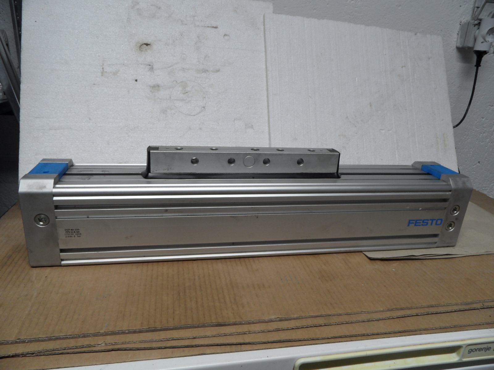 LINEARNI POGON FESTO DGP 80 hod 230 in hod 430