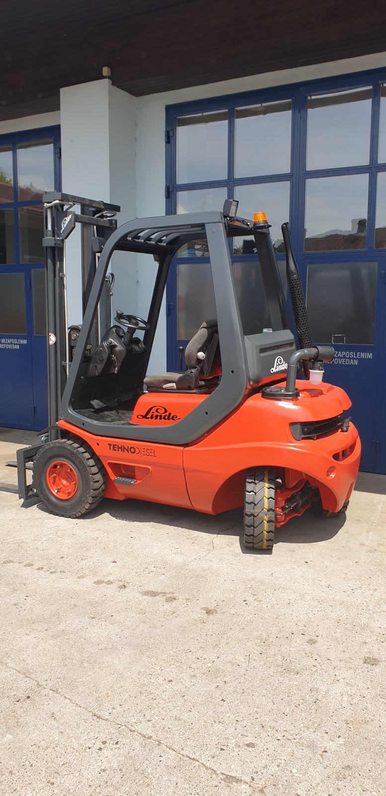 VILIČAR LINDE H20D ,2t dizel