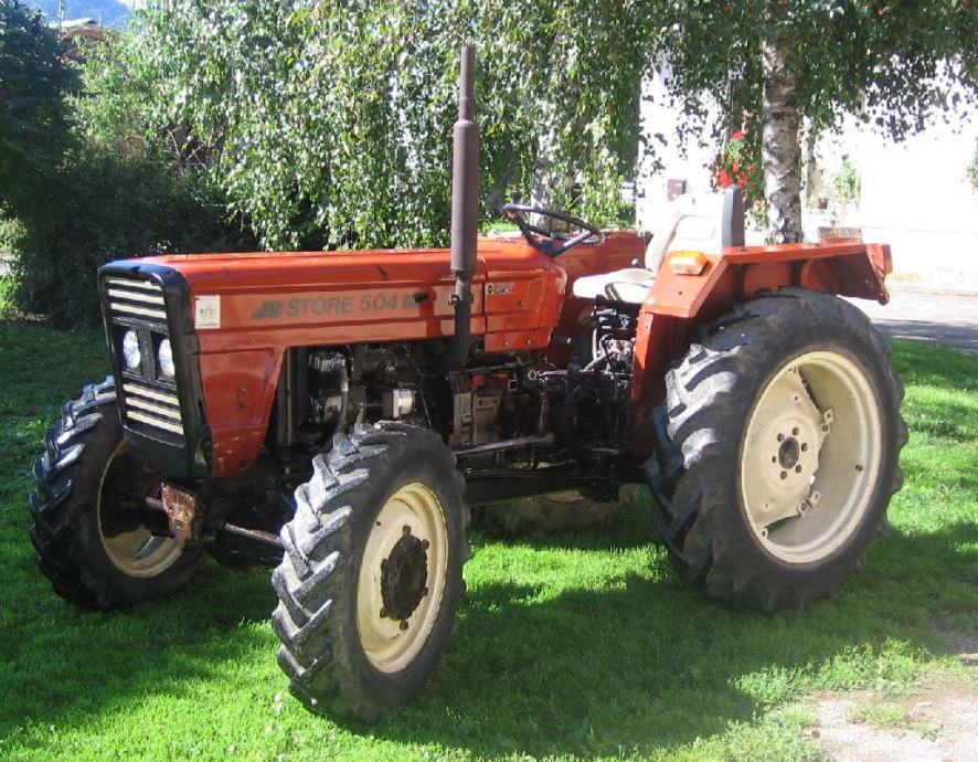 KUPIM TRAKTOR FIAT ŠTORE 030/374-523