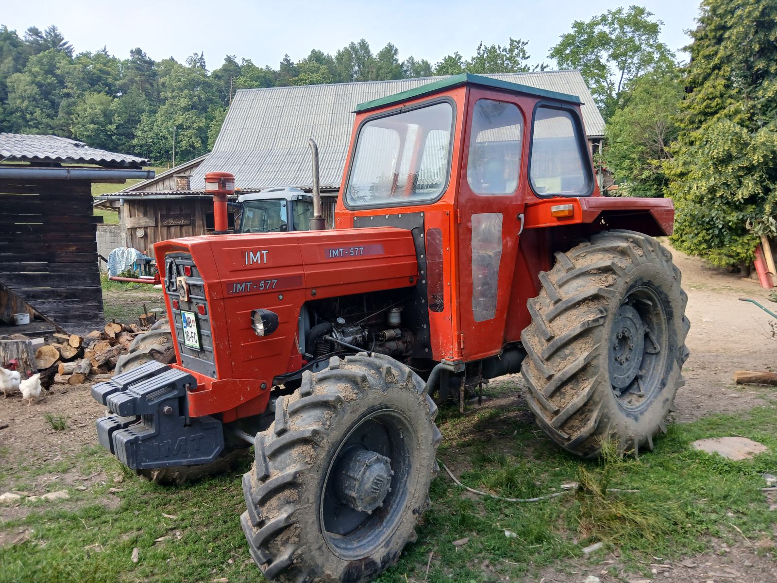 Prodam traktor Imt577