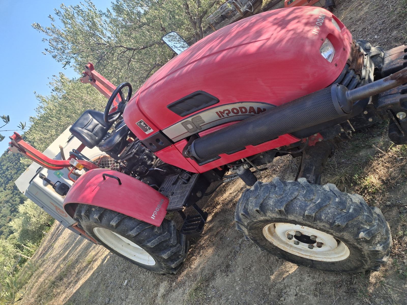 Traktor Impodan in priključki tudi ločeno prodam