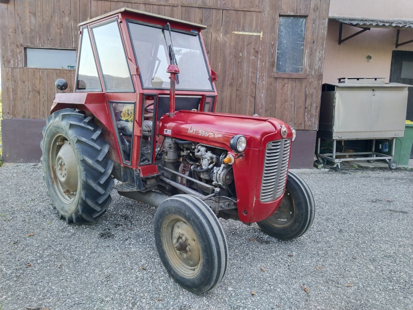 Traktor Imt 533 Deluxe