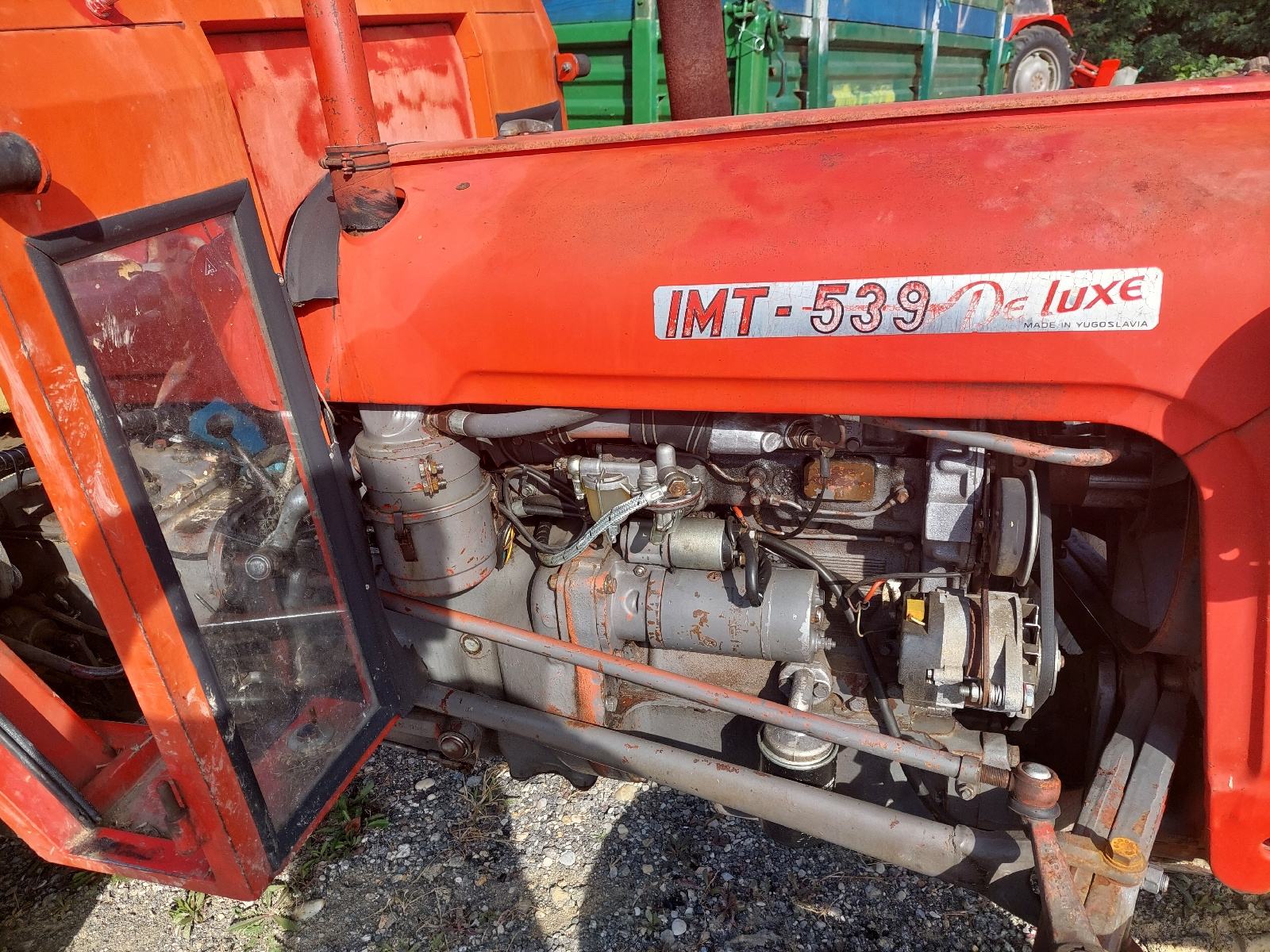 traktor imt 539