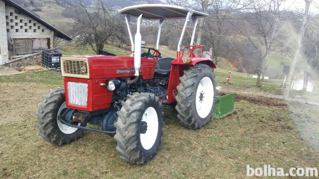 traktor univerzal 445 dt