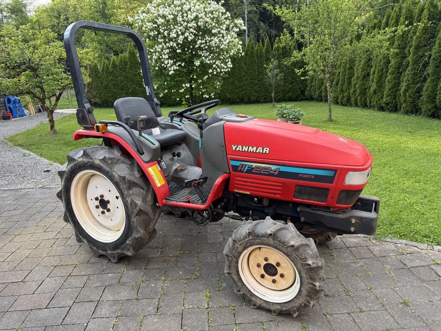 Traktor Yanmar AF224 Forte, dizel, 4x4, 26 KM