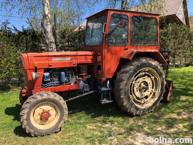 Univerzal 651M - 4x4