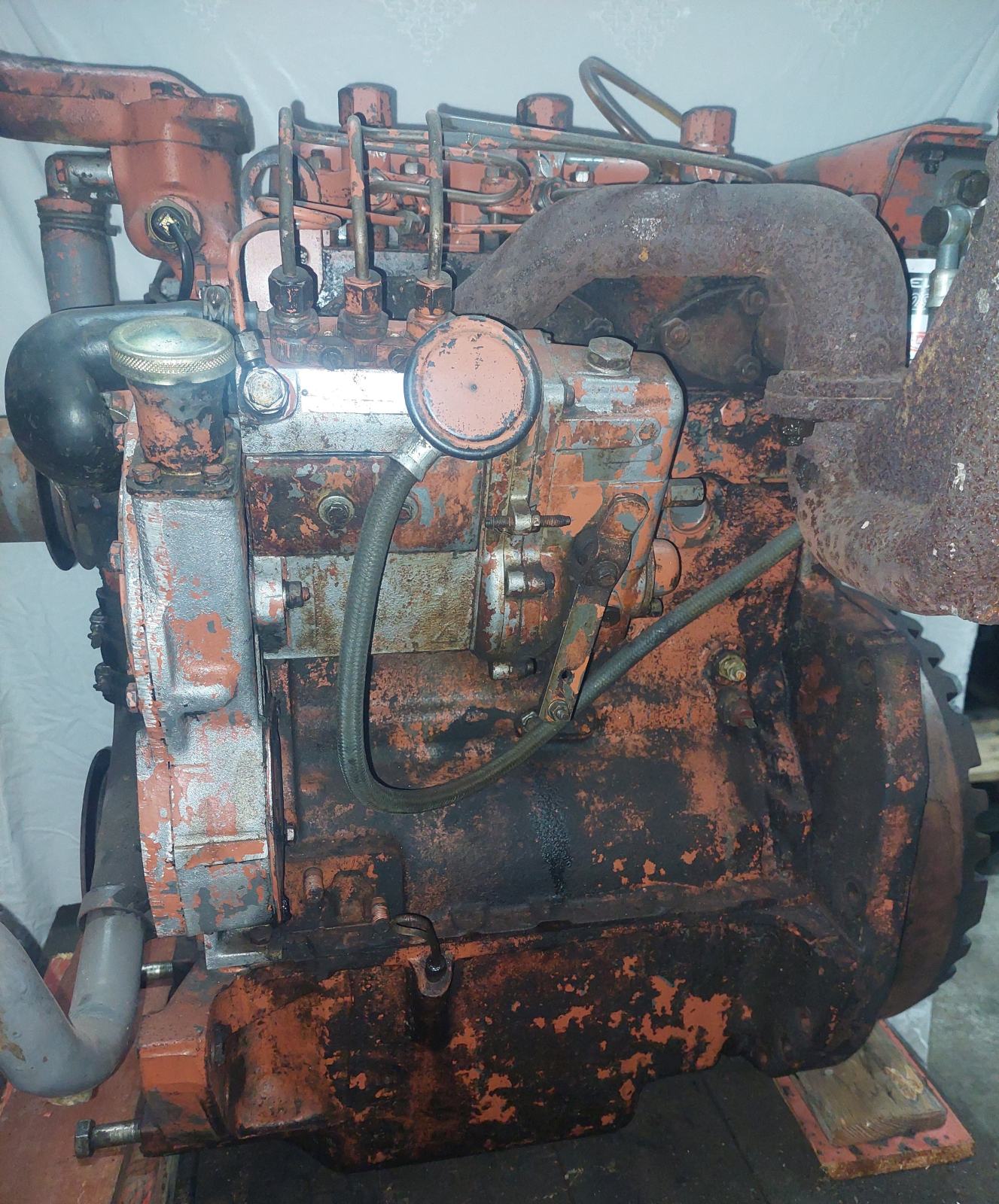 Motor za traktor imt 539 540 542