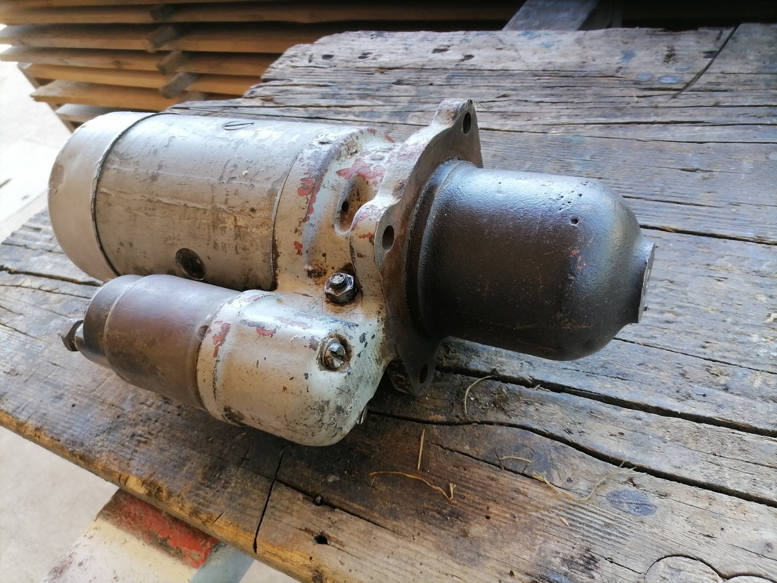 Starter URSUS 335