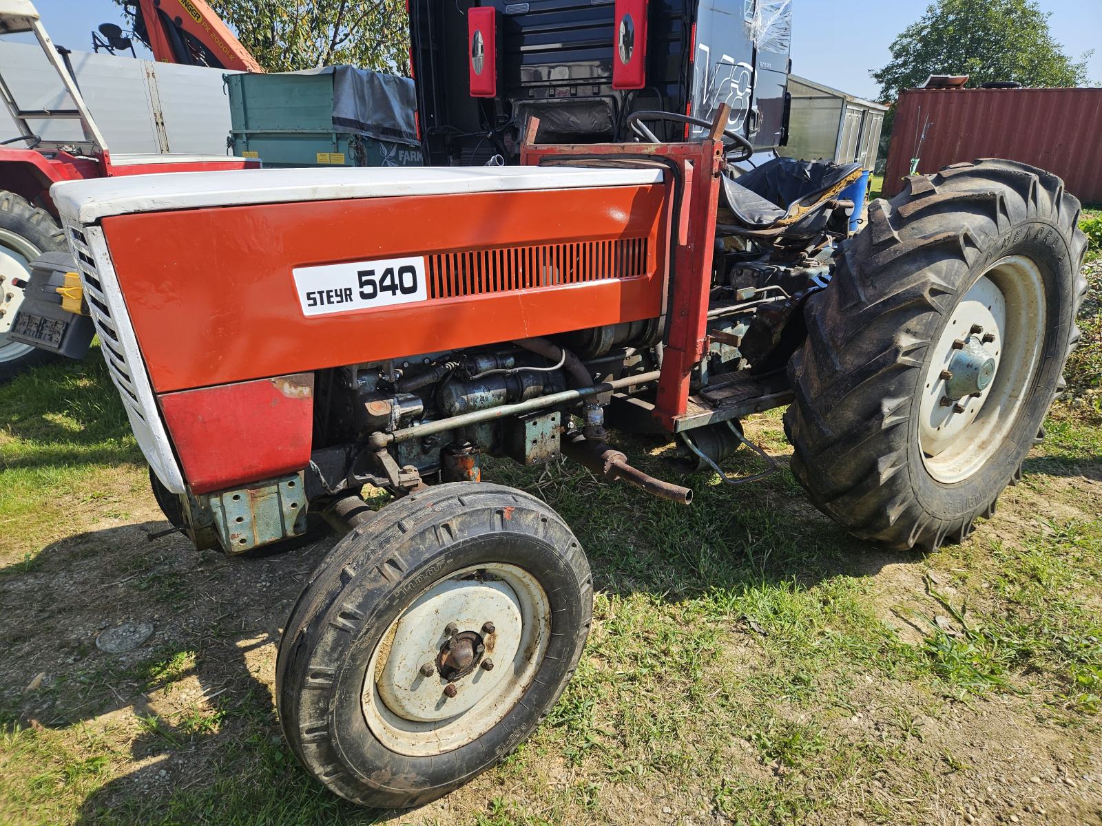 Traktor steyr 540 po delih