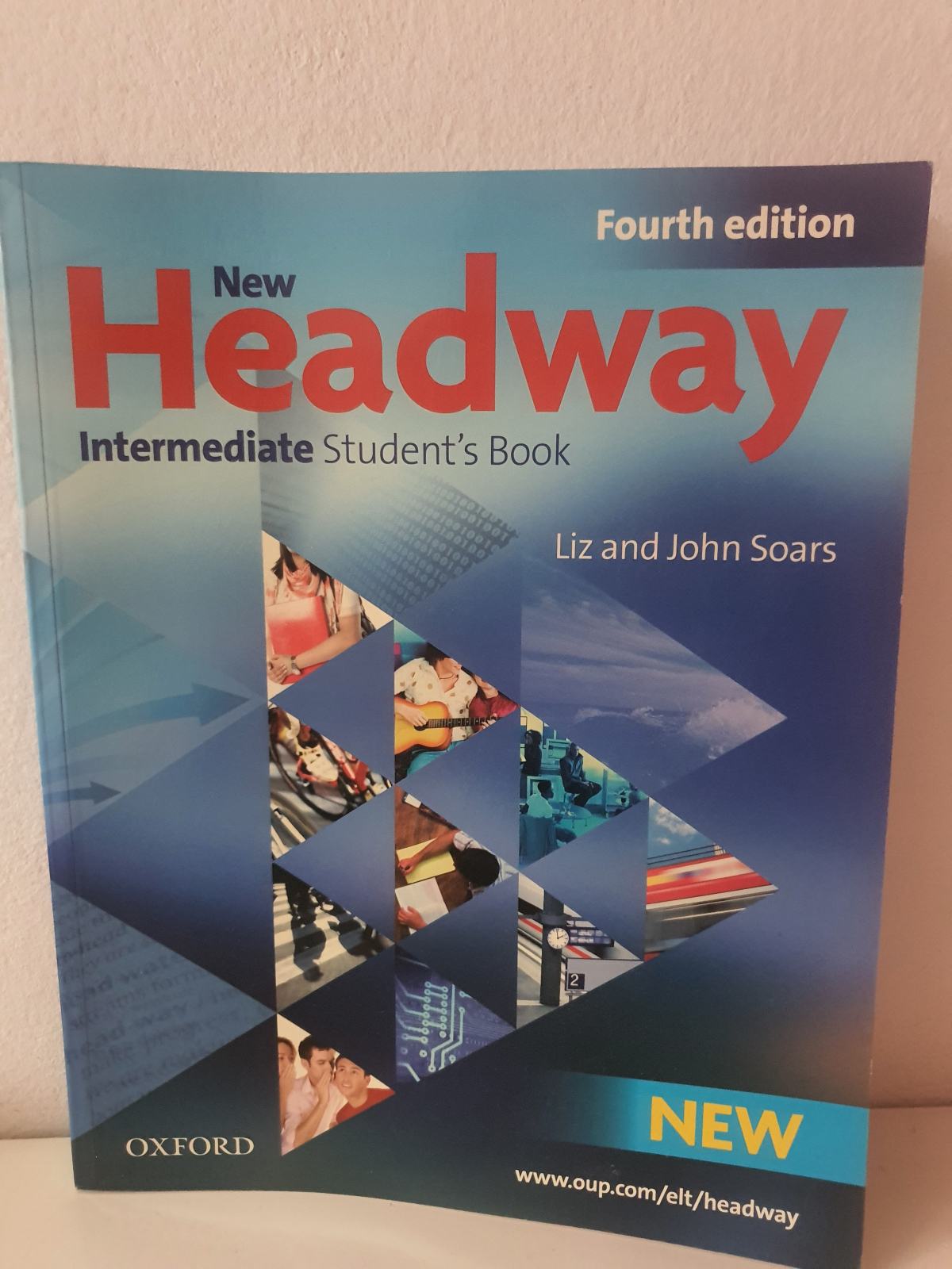 ANGLEŠČINA New Headway - Intermediate Students Book, 4th edition