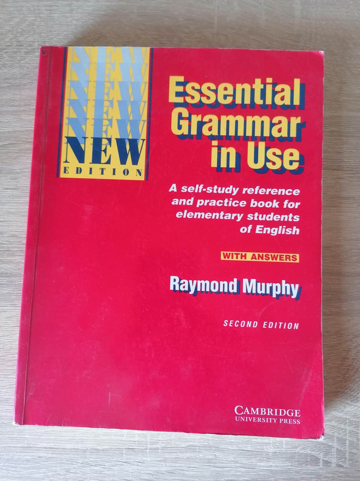 Essential Grammar in Use (Raymond Murphy)