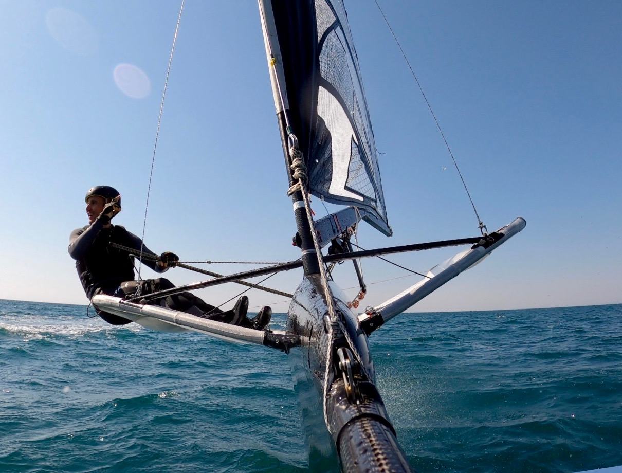 Foiling jadrnica MOTH MACH2