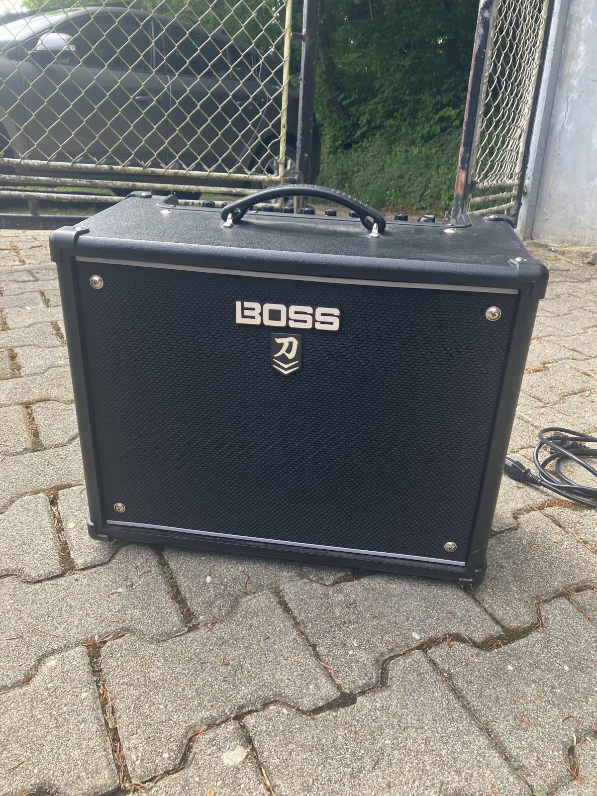 Boss katana 50 MK2 kitarski ojačevalec
