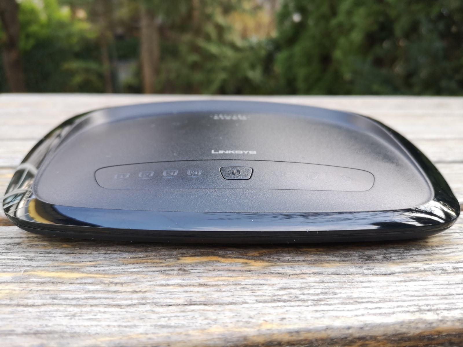 Linksys router wrt54g2